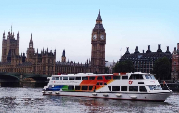 Vehicle Graphic Wraps | GraphicWallWraps.com